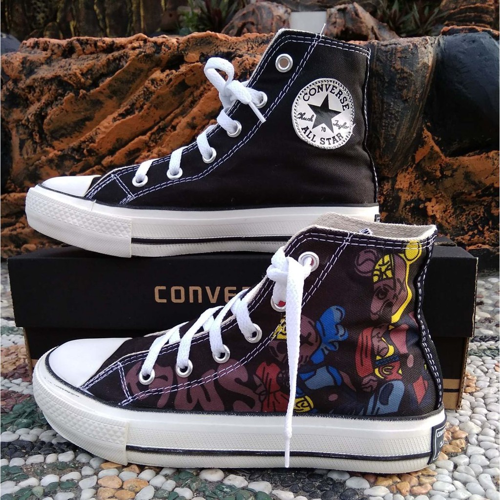 Jual SEPATU CONVERSE TINGGI x KAWS HITAM | MADE IN VIETNAM | Shopee ...