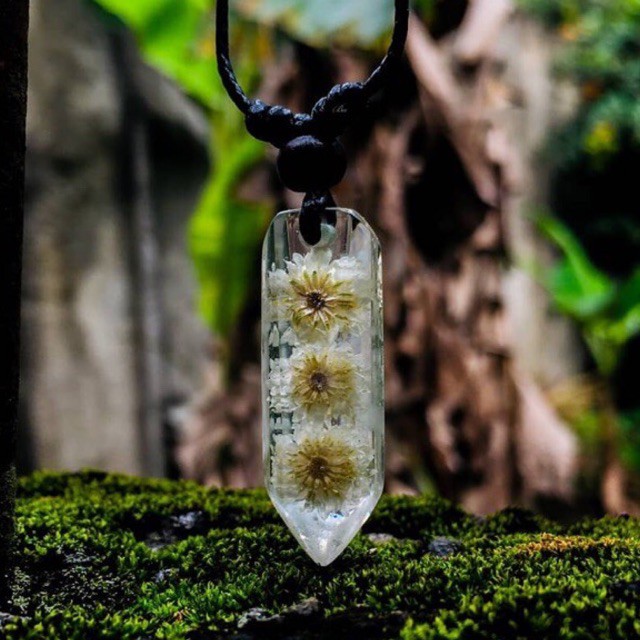 Jual Kalung Pria tali hitam liontin resin bentuk lancip persegi glow in ...