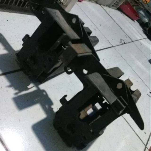 Jual Box bok tempat aki astrea star astrea 800 asdap | Shopee Indonesia