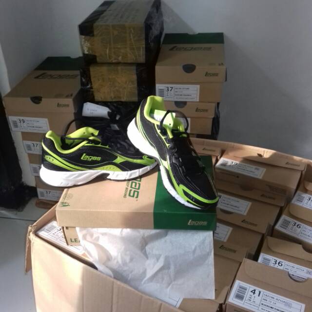 Jual Sepatu merk legas buat ibu persit seri ark | Shopee Indonesia