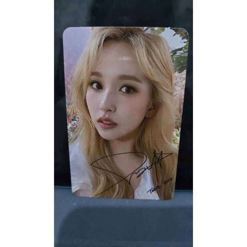 Jual PC PHOTOCARD OFFICIAL TWICE MINA SIGNED MORE AND MORE NAYEON SANA JIHYO MOMO TZUYU | Shopee ...