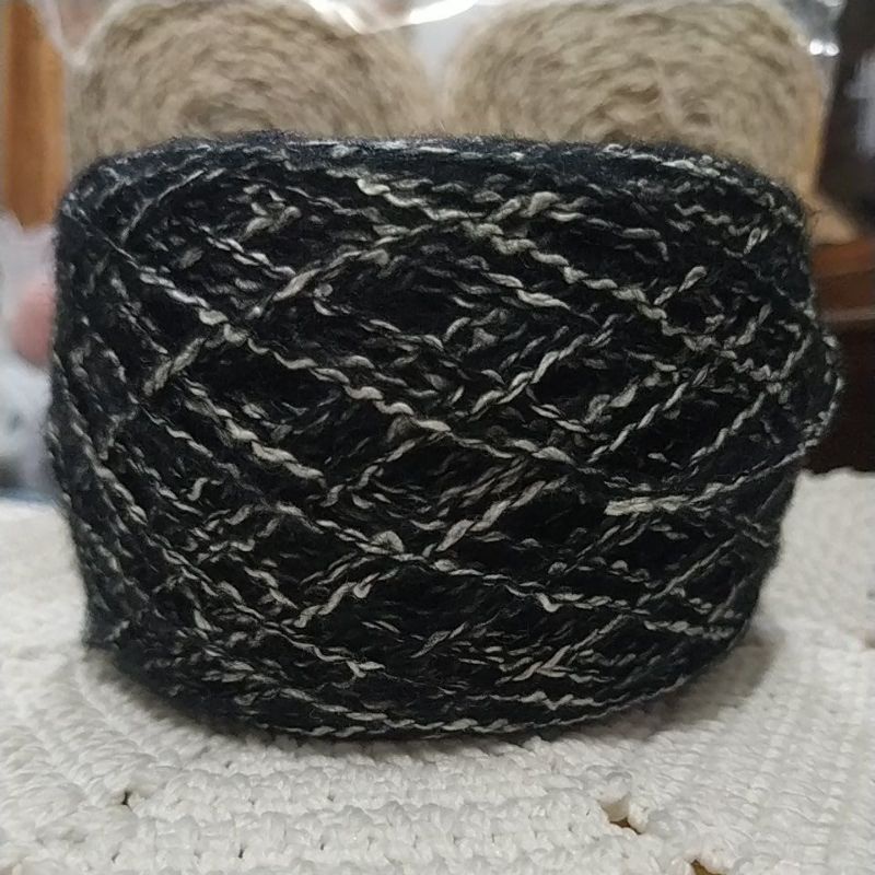 Jual Benang Rajut CHENIL ~ LINEN ~ BULUHITAM | Shopee Indonesia