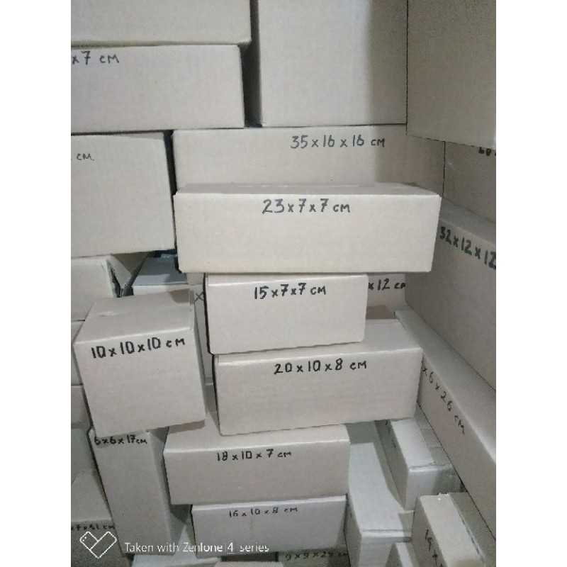 Jual Kardus Box 20x10x8 cm | Shopee Indonesia