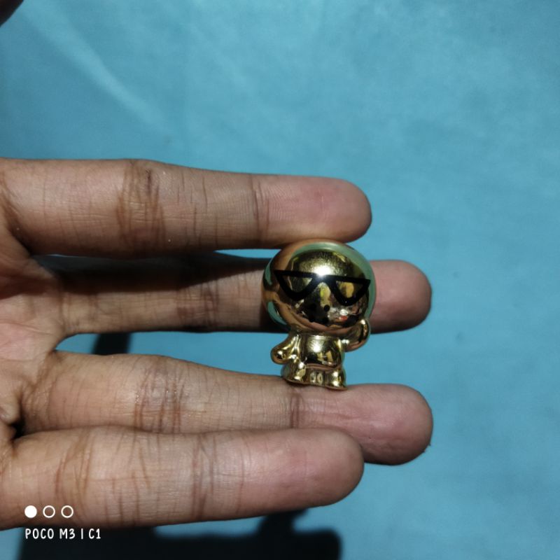 Jual gogos gogo's crazy bones ayu gold figure rare | Shopee Indonesia