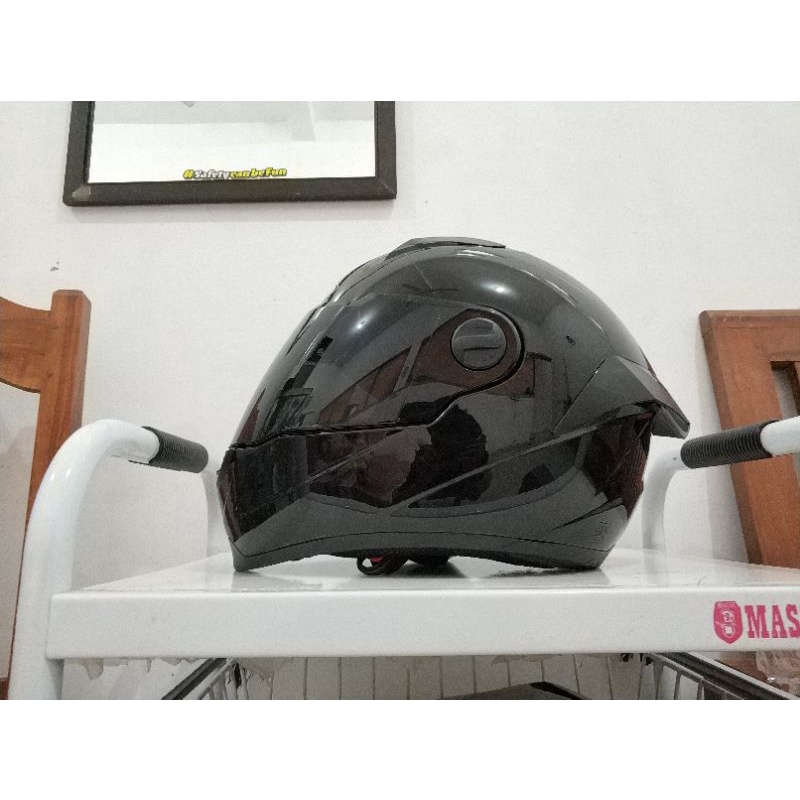Jual HELM ZEUS 811 BLACK GLOSSY METALIC HITAM PEKAT PAKET + SPOILER ...