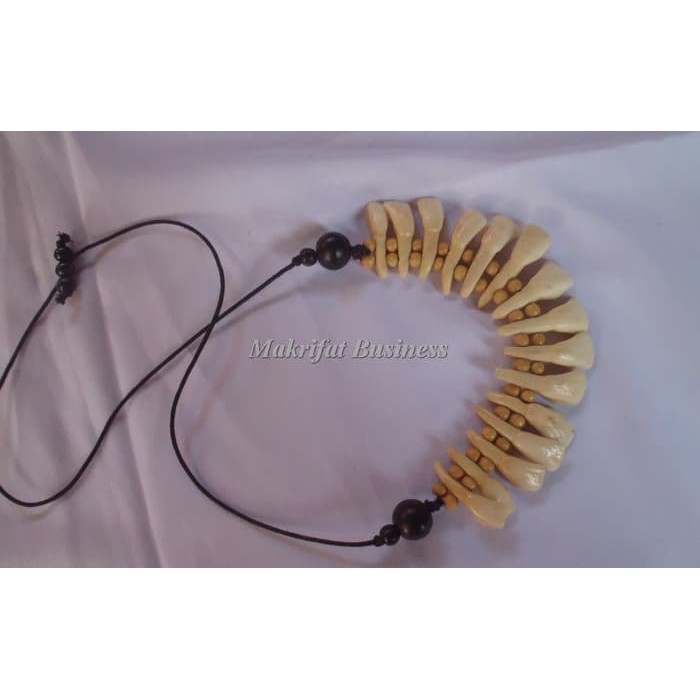 Jual Asesoris Fashion Kalung GIGI SAPI Warna Putih Model 03 by MB ...