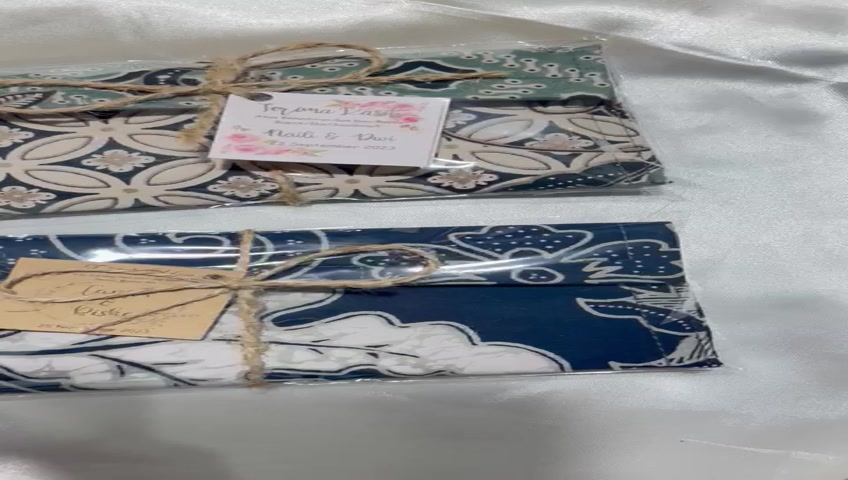 Jual SOUVENIR 50 PCS PERNIKAHAN DOMPET LIPAT BATIK KHAS JOGJA | Shopee Indonesia