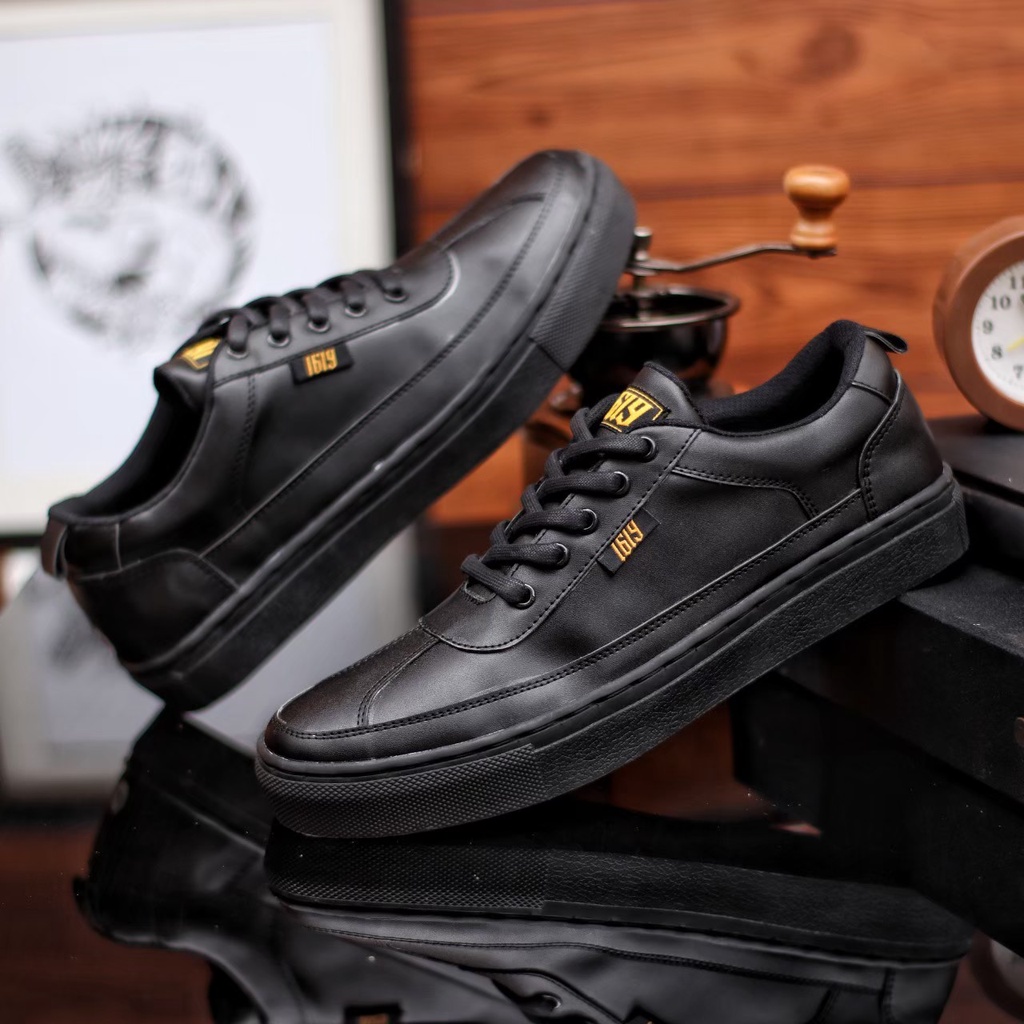 Jual Sepatu Sneakers Casual Pria 1619 Baker Black | Shopee Indonesia