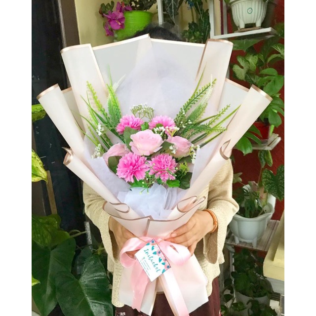 Jual Bucket Bunga palsu / artificial (Kado Wisuda) | Shopee Indonesia