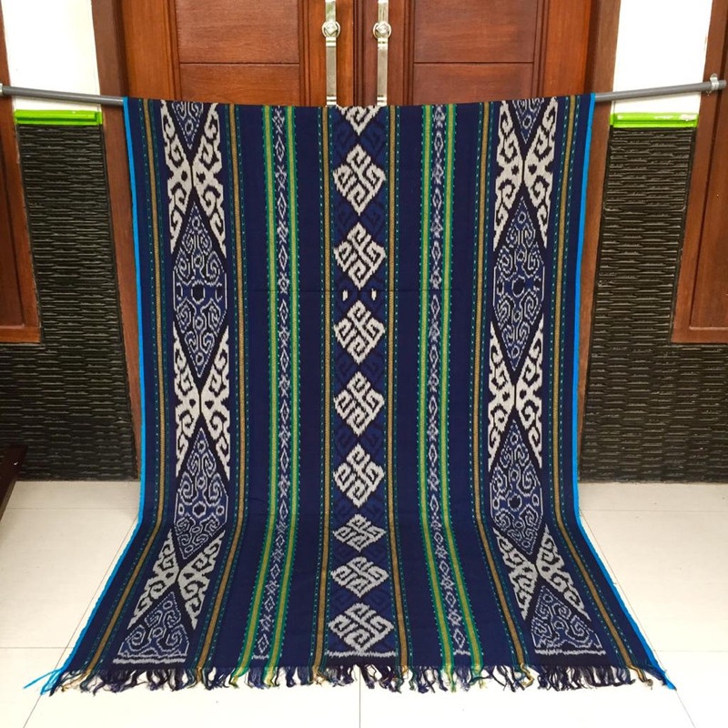Jual Tenun Etnik Dayak Kalimantan Kalbar Kain Tenun Blanket | Shopee ...