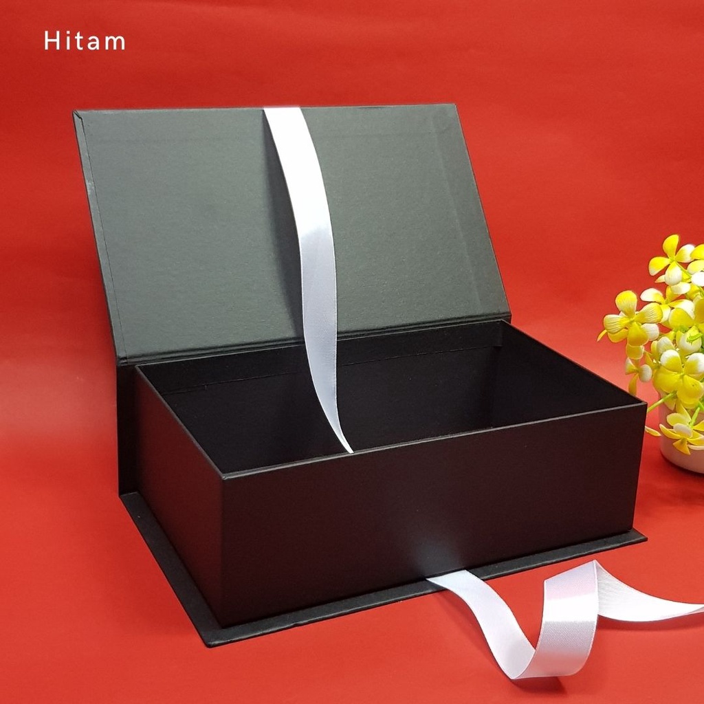 Jual BOX HAMPER - HARDBOX - KOTAK KADO - ukuran 25 cm x 15 cm x 8 cm | Shopee Indonesia