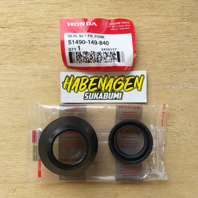 Jual sil seal as sok skok shok shock depan honda win 100 ORI AHM ...