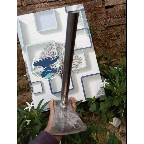 Jual cangkul kecil /wangkil/gatul/cangkul kecil gagang besi | Shopee ...