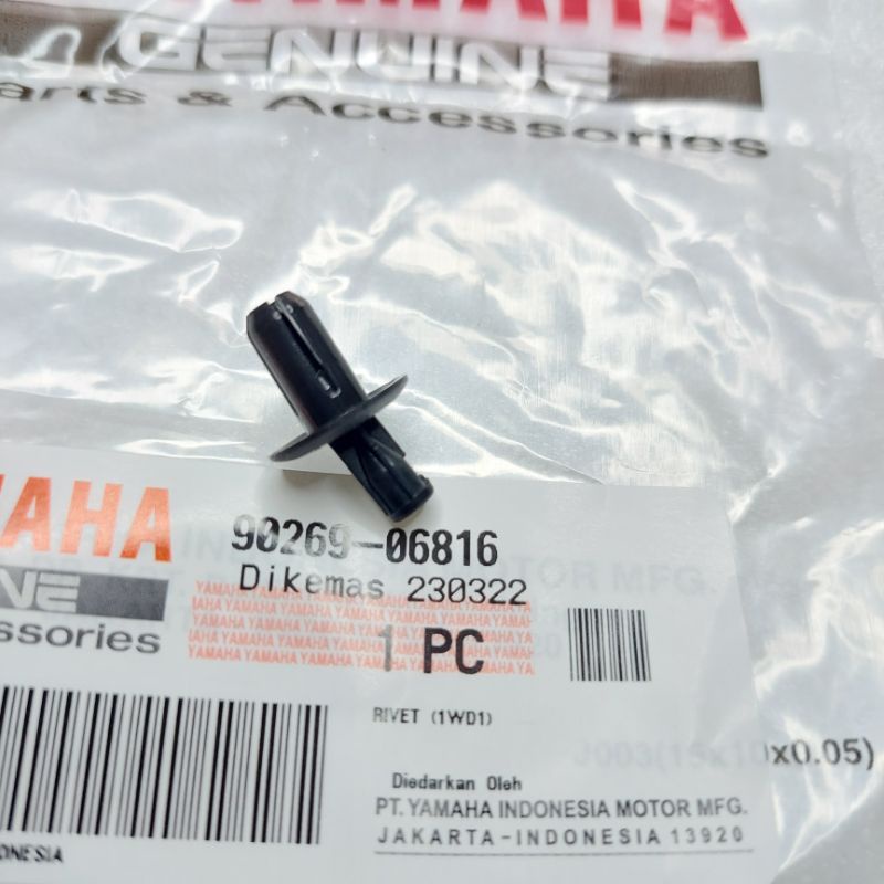 Jual Baut Rivet Klip body plastik nmax n max mt25 r25 aerok r25 vixion ...