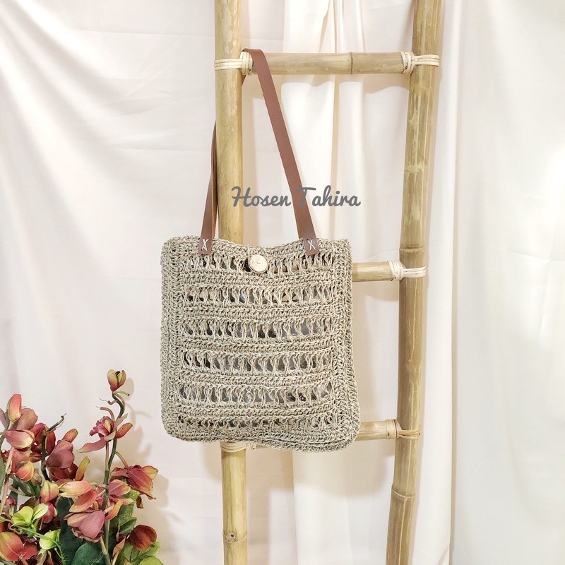 Jual tas agel bali / tas anyaman bali / tas pantai | Shopee Indonesia