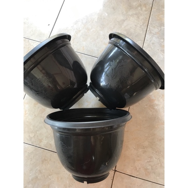 Jual POT GENTONG HITAM MOTIF UKURAN 25cm | Shopee Indonesia