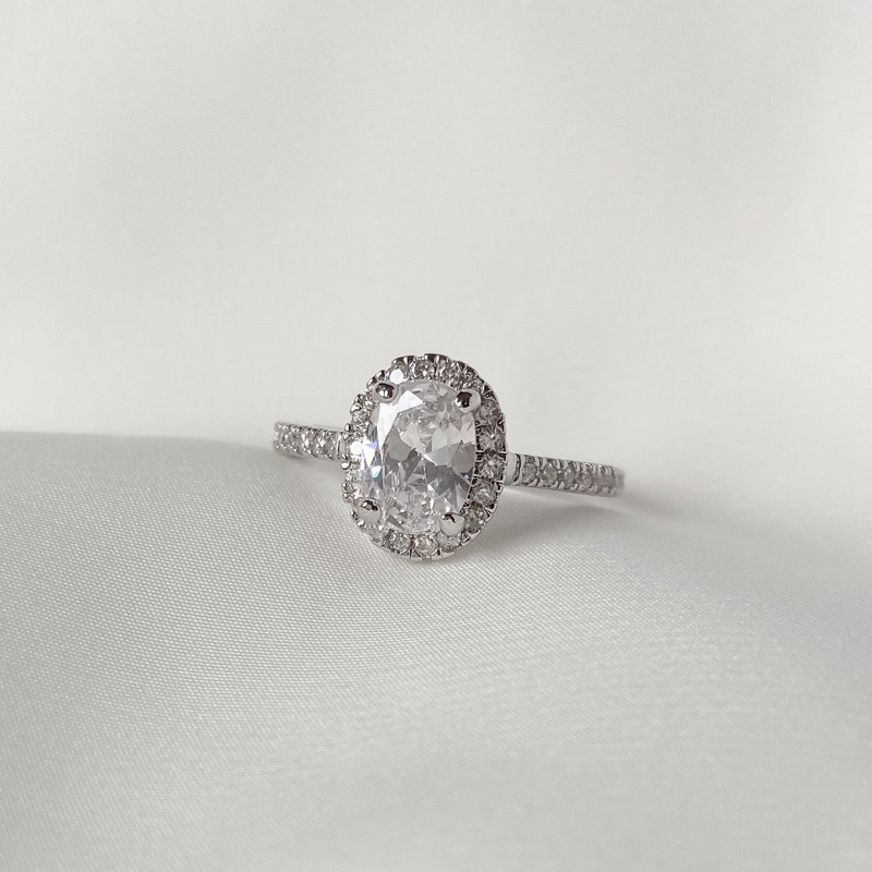 Jual ELOVIA - SOFIA oval cut halo setting diamond ring | Shopee Indonesia