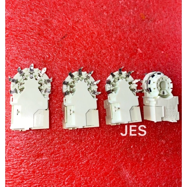 Jual SOCKET CRT TYPE GZS 8-6-4 LEHER KECIL KAKI KELUAR | Shopee Indonesia