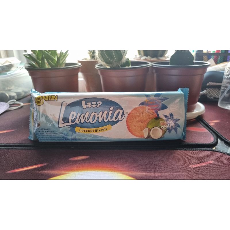 Jual Nissin Lemonia Biskuit Kelapa Coconut Biscuit | Shopee Indonesia