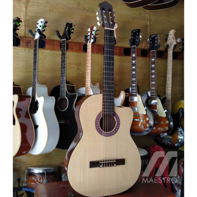 Jual Gitar Akustik Classic Nylon SUNKAI | Shopee Indonesia