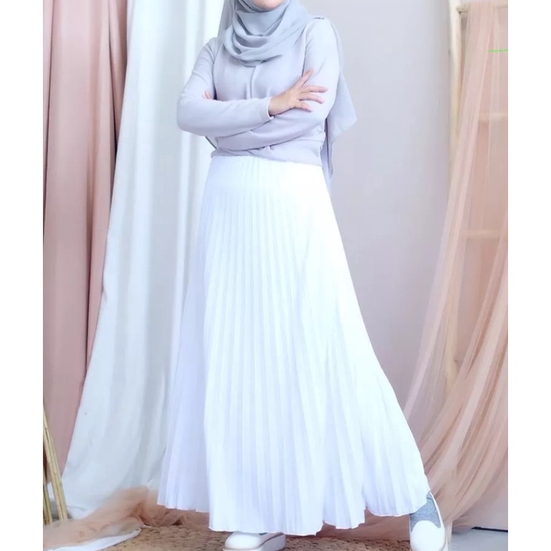 Jual Rok Plisket Jumbo Rempel Besar Putih Bahan Evano Tebal Perempuan ...