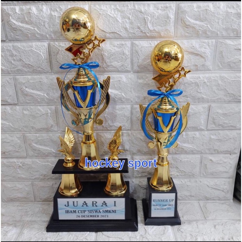 Jual Piala / Trophy Sepak Bola Kaki 1 dan Kaki 2 (satu set) | Shopee ...