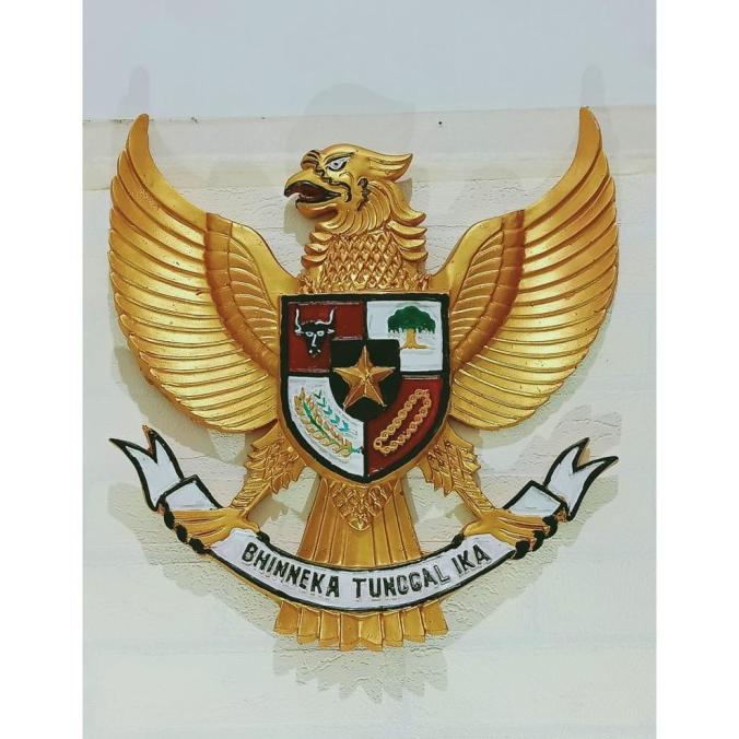 Jual @@@@] Garuda Hiasan Fiber Lambang Gold 3 Burung Garuda Pancasila ...