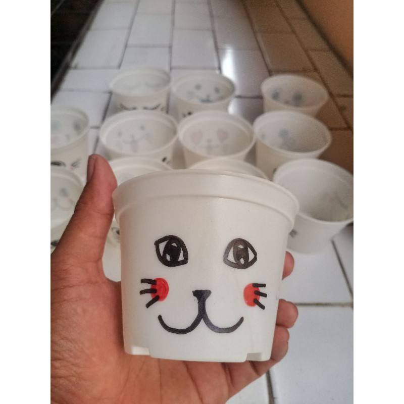 Jual pot plastik lucu diameter 9.5 cm | Shopee Indonesia