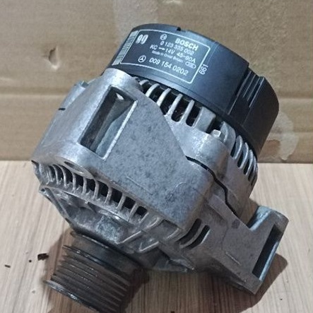 Jual Dinamo alternator mercy mercedes-benz W124 oryginal original ...