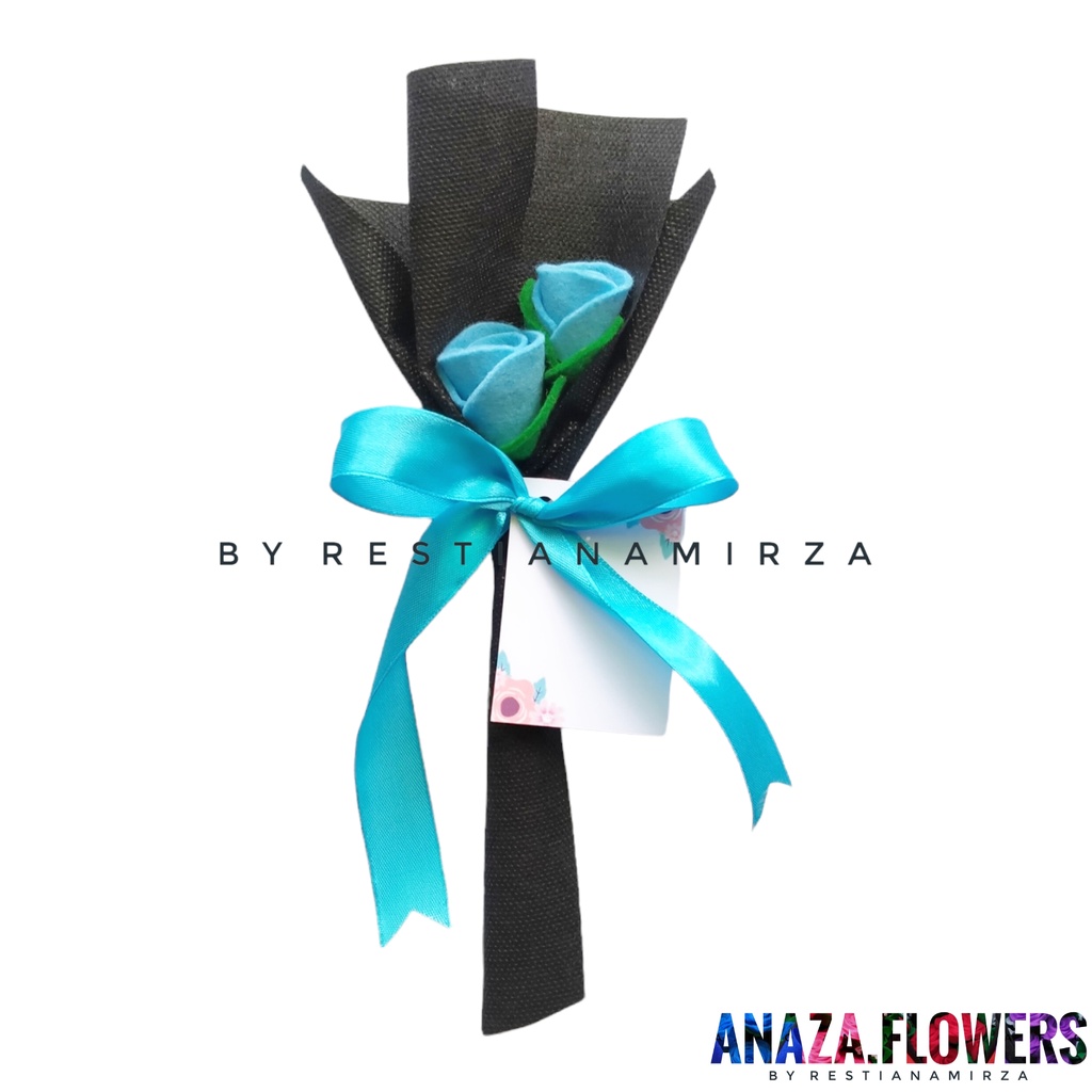 Jual Buket Wisuda 2 Tangkai Bunga Mawar Flanel Mini Bucket Bouquet ...
