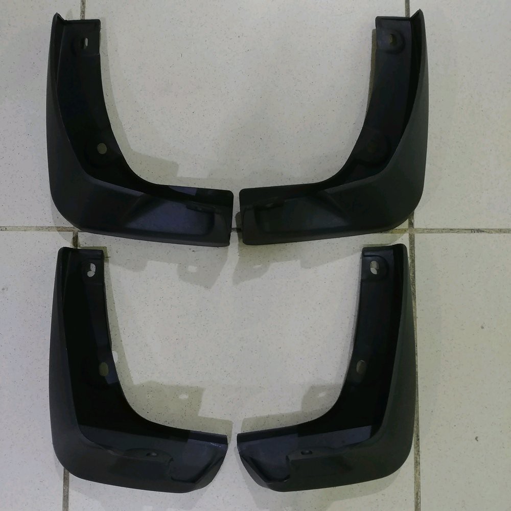 Jual karpet RODA lumpur penahan lumpur mudguard MOBIL SUZUKI all new ...