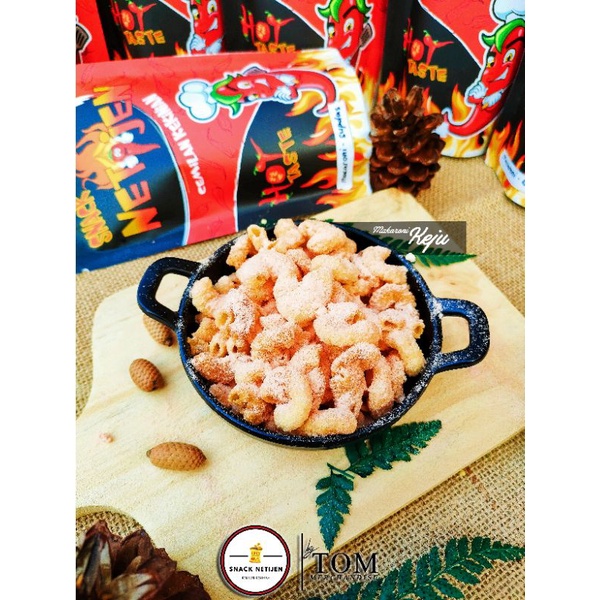 Jual Snack Netijen Makaroni Renyah Rasa Keju Cemilan Kekinian Macaroni ...