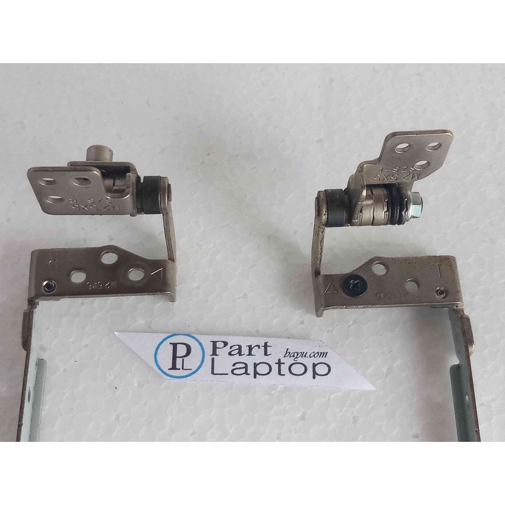 Jual Engsel laptop byon M31H G/M satu pasang | Shopee Indonesia