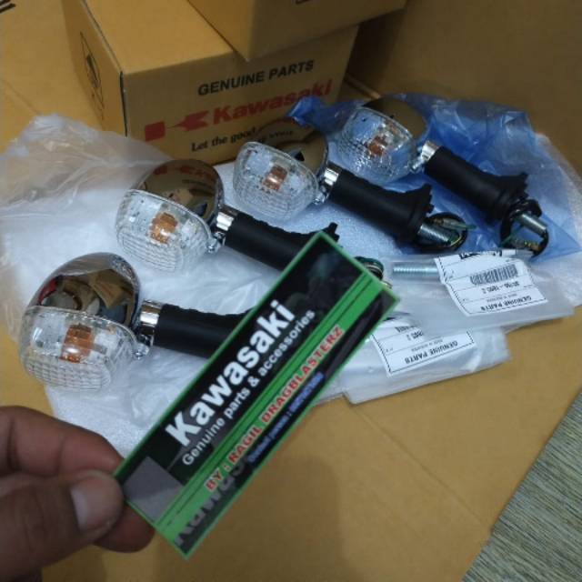 Jual Sen sein depan belakang ninja r ninja ss 1 pasang original Kawasaki | Shopee Indonesia