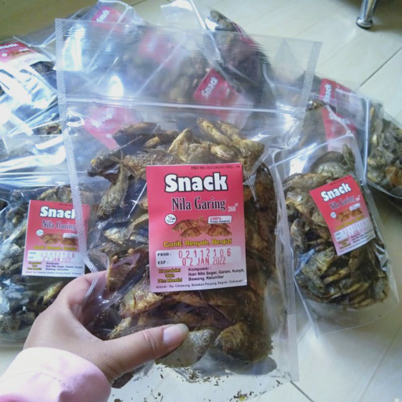 Jual ikan krispi tanpa tepung fresh bergizi baby fish nila snack ...