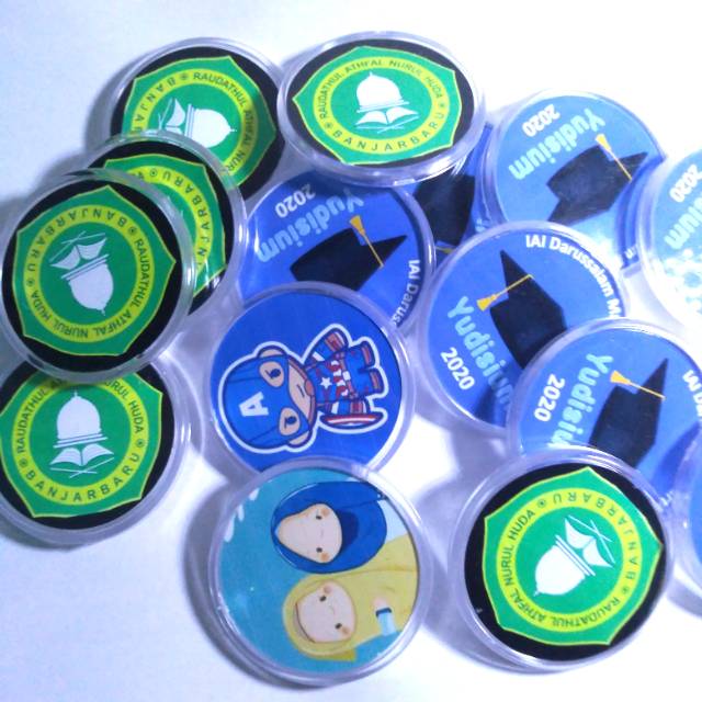 Jual Pin akrilik Custom satuan | Shopee Indonesia