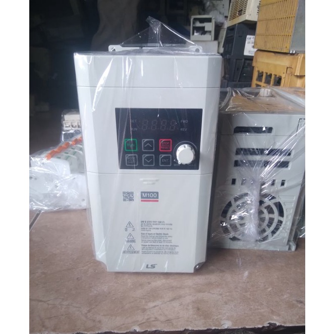 Jual inverter LS LSLV002M100-1EOFNS input 220-240V 1Phase | Shopee ...