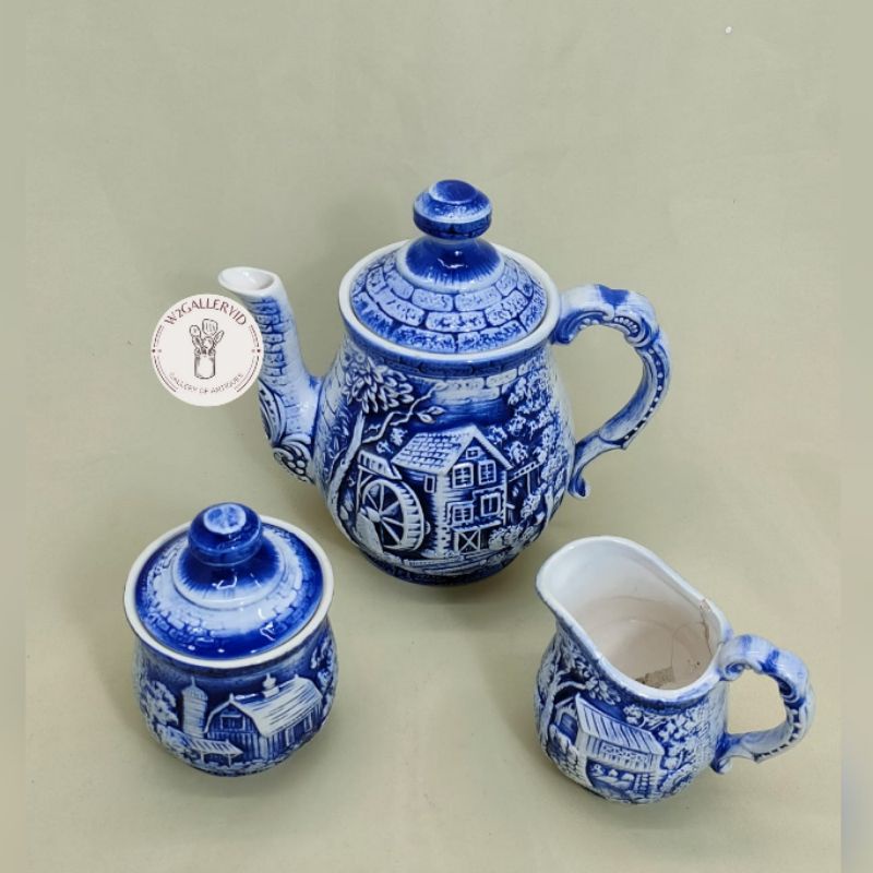 Jual Vintage Tea Pot Set/set teko antik biru putih/set teko keramik ...