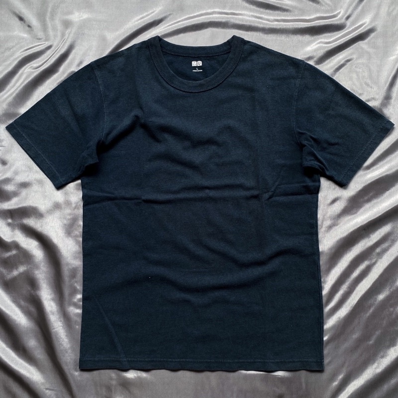 Jual Uniqlo U Basic Tee (Navy) | Shopee Indonesia