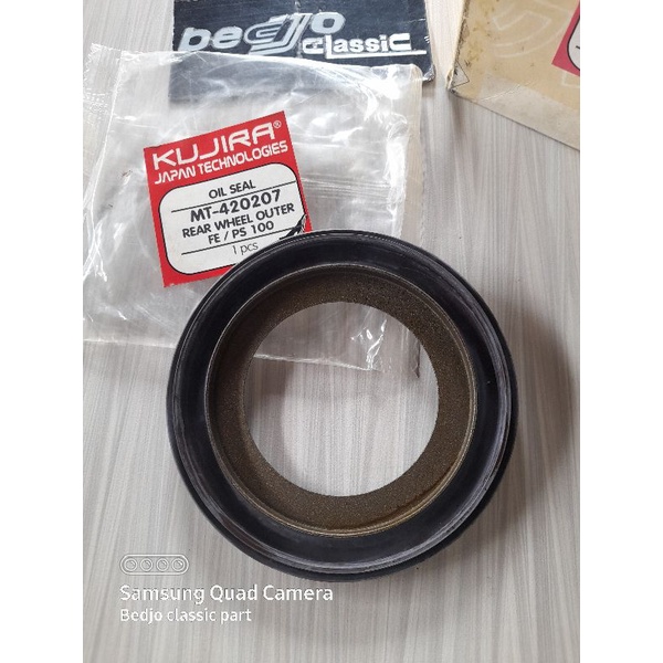 Jual oil seal roda belakang luar fujira japan MITSUBISHI COLT DIESEL FE ...