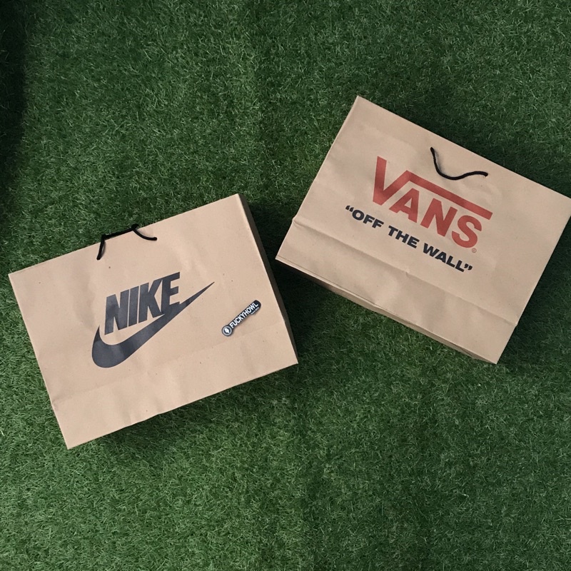 Jual PAPERBAG SEPATU | Shopee Indonesia