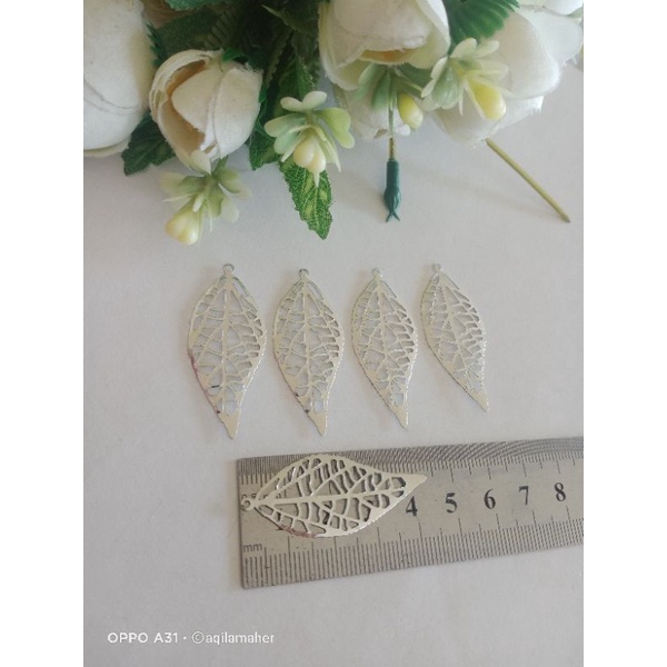 Jual DAUN BESI RINGAN | Shopee Indonesia