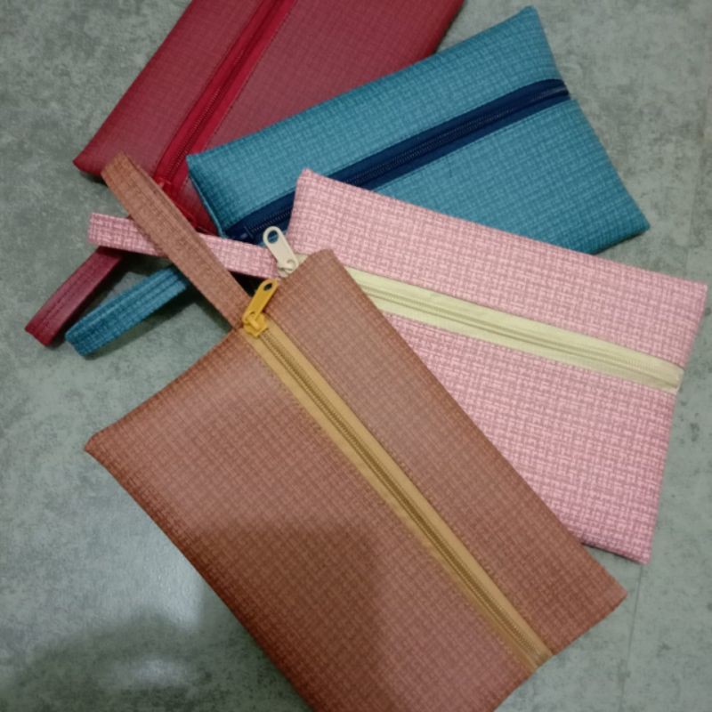 Jual SOUVENIR+DOMPET KULIT+RESLETING TENGAH+KEMASAN PLASTIK | Shopee ...