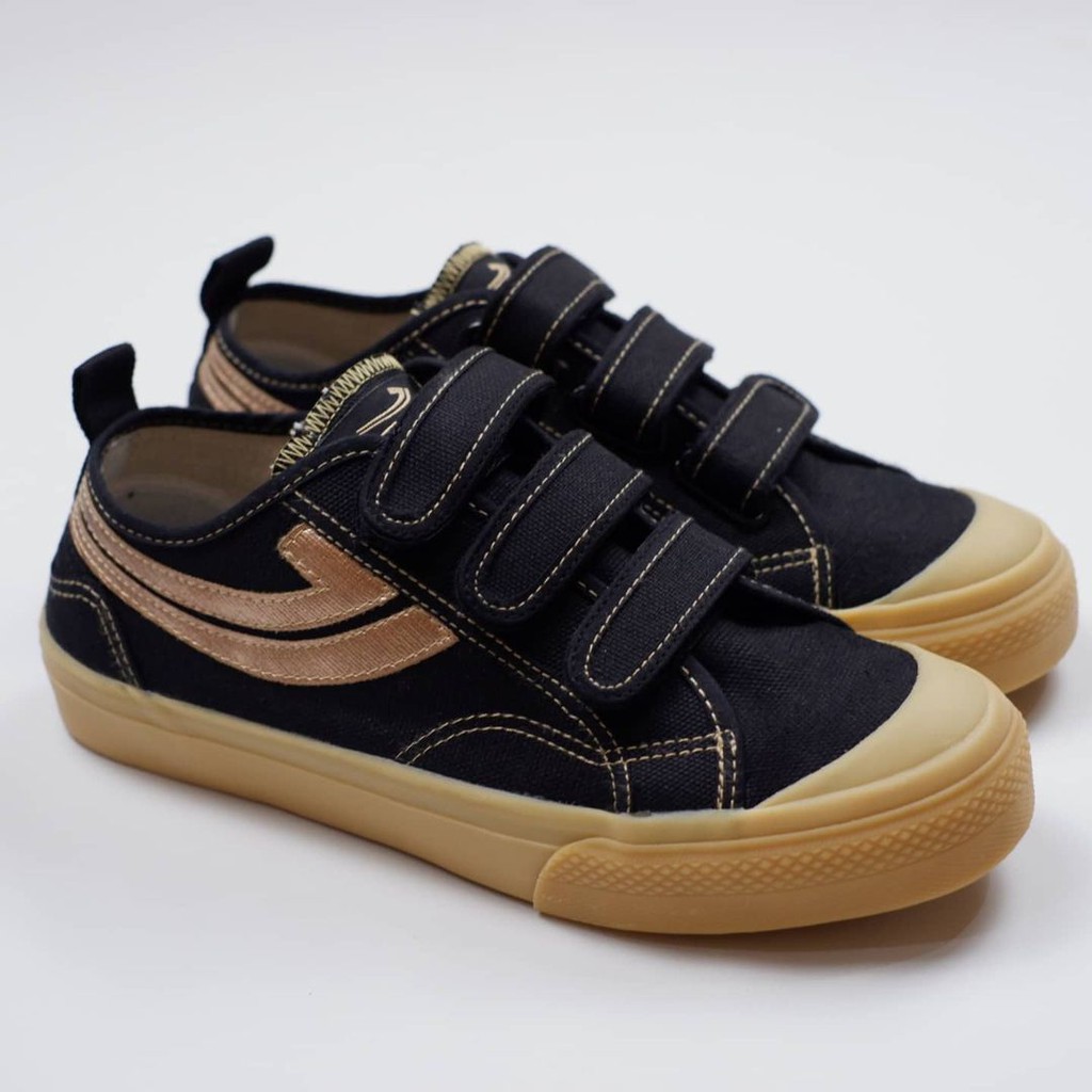 Jual Sepatu Jhonson galaxy x velcro black gum low original 100% ...