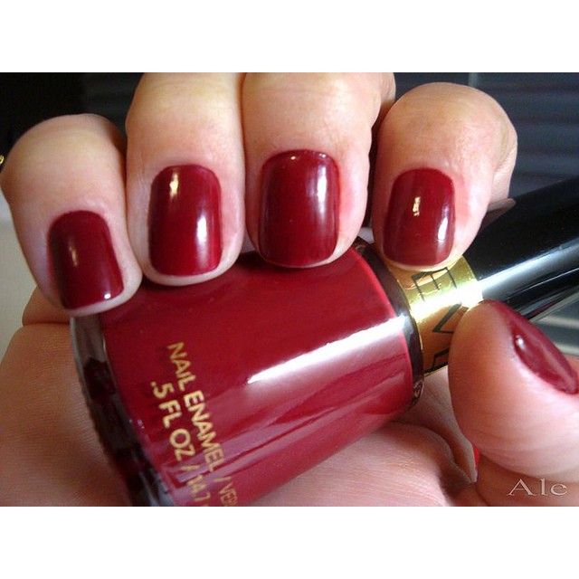 Jual RAVEN RED 721 Kutek Revlon Nail Polish Revlon Nail Enamel | Shopee ...
