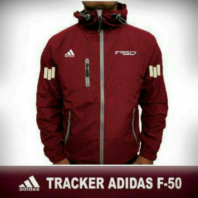 Jual JAKET GUNUNG TRACKER ADIDAS MAROON | Shopee Indonesia