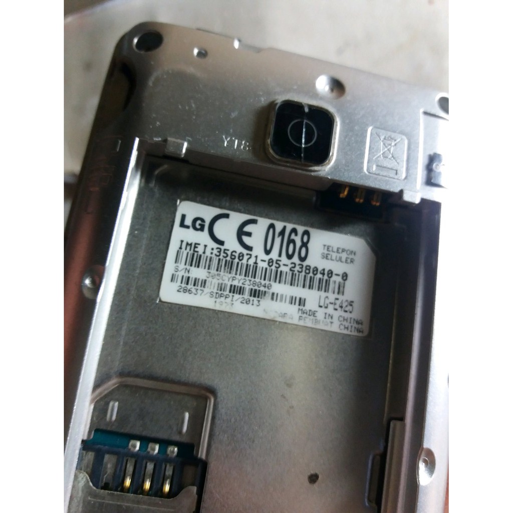 Jual LG E425 | Shopee Indonesia