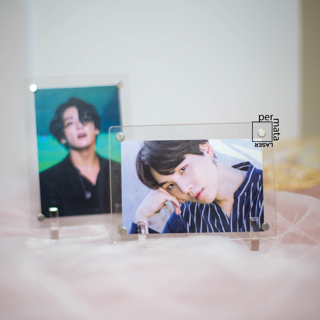 Jual Acrylic Photocard Frame Magnet 2R - Bingkai Akrilik Standee ...