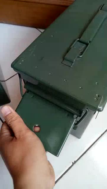 Jual Box Peluru Bekas / Kotak Perkakas Besi / Tool Box Besi Original ...