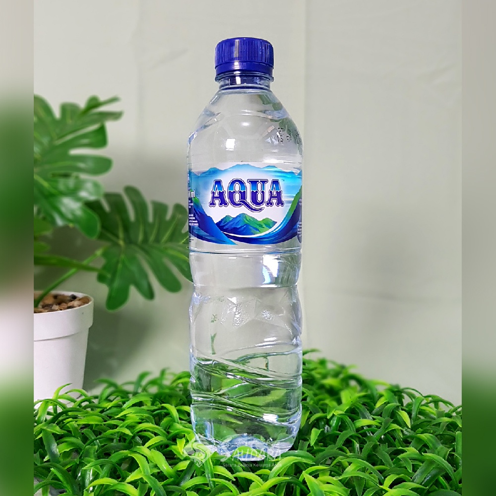 Jual Aqua Air Mineral Botol 600 ml - Aqua Botol Air Mineral Praktis Berkualitas | Shopee Indonesia